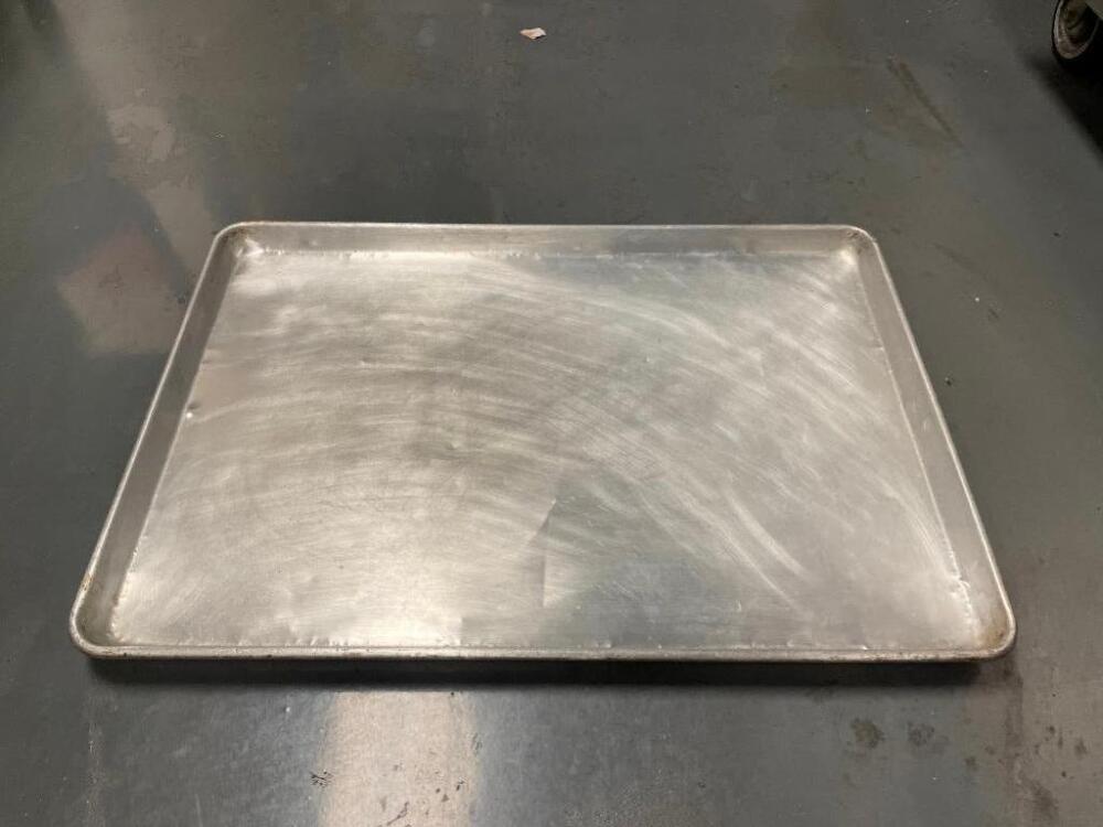 12 FULL SIZE SHEET PANS 3 12-full-size-sheet-pans-3